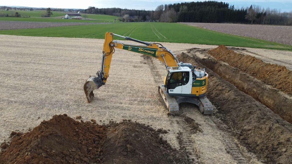 Aushub Erdwärmeheizung Ried: Verlegung Ringgrabenkollektor